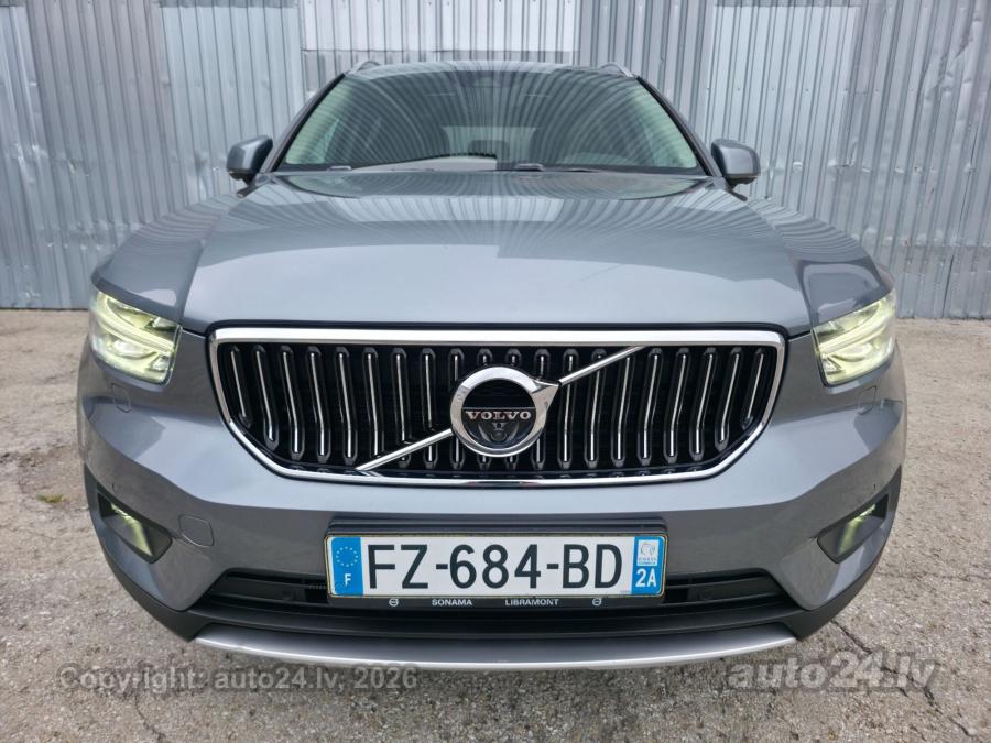 Grey Volvo XC40 2018 in Tallinn, with an engine capacity of 2.00 L and mileage of 167 thousand km for 17990 €, photo 8 on AUTOMOTO.COM.LV