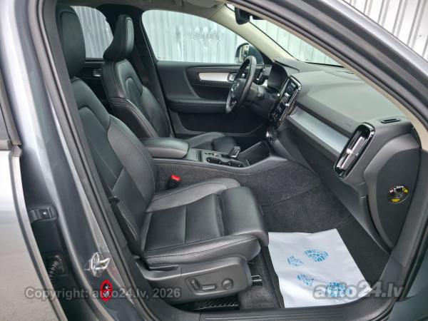 Серый Вольво XC40 2018 в Таллин, объемом двигателя 2.00 л и пробегом 167 тыс. км за 17990 €, фото 10 на AUTOMOTO.COM.LV