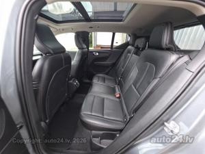 Grey Volvo XC40 2018 in Tallinn, with an engine capacity of 2.00 L and mileage of 167 thousand km for 17990 €, photo 12 on AUTOMOTO.COM.LV