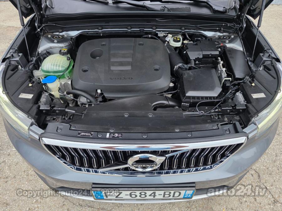 Grey Volvo XC40 2018 in Tallinn, with an engine capacity of 2.00 L and mileage of 167 thousand km for 17990 €, photo 27 on AUTOMOTO.COM.LV