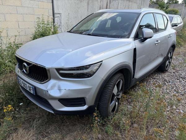 Серый Вольво XC40 2018 в Таураге, объемом двигателя 1.97 л и пробегом 207 тыс. км за 13500 €, фото 1 на AUTOMOTO.COM.LV
