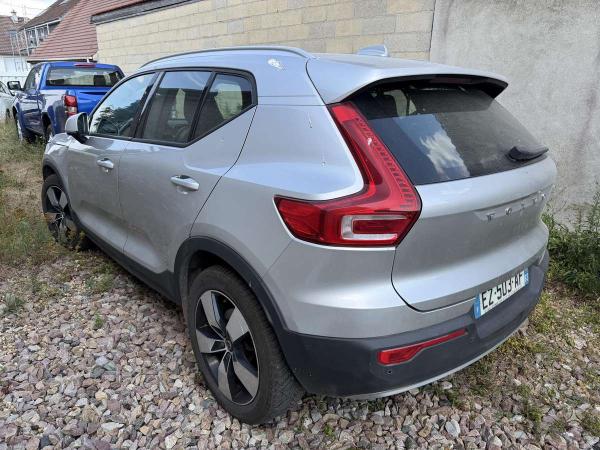 Серый Вольво XC40 2018 в Таураге, объемом двигателя 1.97 л и пробегом 207 тыс. км за 13500 €, фото 7 на AUTOMOTO.COM.LV