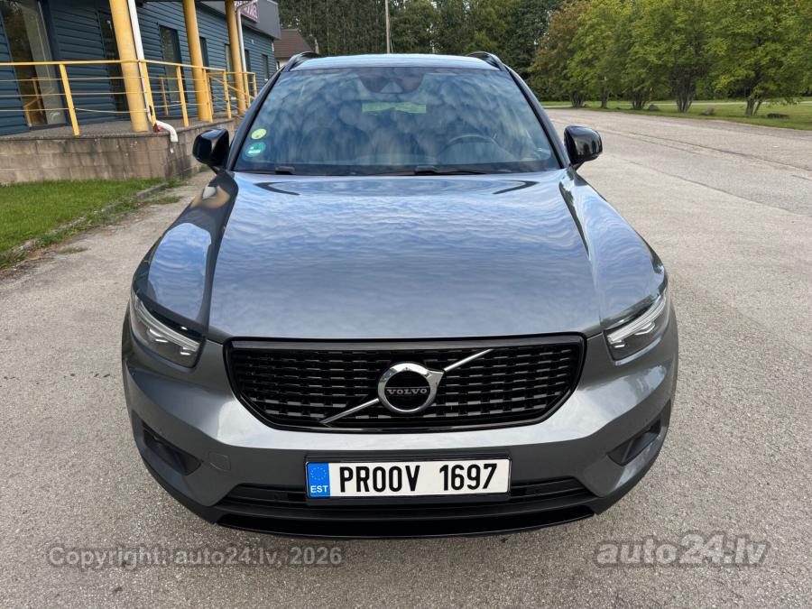 Pelēks Volvo XC40 2018 Rapla, ar dzinēja tilpumu 2.00 L un nobraukumu 240 tūkst. km par 17700 €, foto 4 vietnē AUTOMOTO.COM.LV