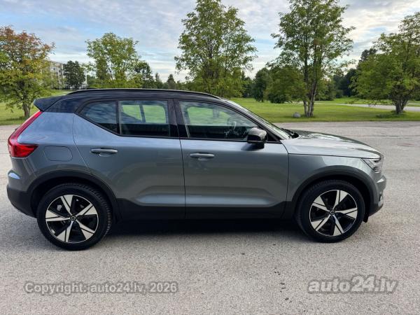 Grey Volvo XC40 2018 in Rapla, with an engine capacity of 2.00 L and mileage of 240 thousand km for 17700 €, photo 5 on AUTOMOTO.COM.LV