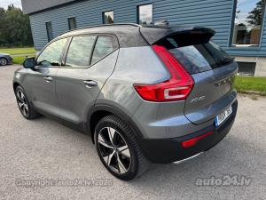 Pelēks Volvo XC40 2018 Rapla, ar dzinēja tilpumu 2.00 L un nobraukumu 240 tūkst. km par 17700 €, foto 7 vietnē AUTOMOTO.COM.LV