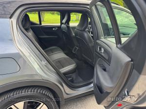 Pelēks Volvo XC40 2018 Rapla, ar dzinēja tilpumu 2.00 L un nobraukumu 240 tūkst. km par 17700 €, foto 14 vietnē AUTOMOTO.COM.LV