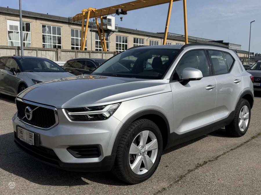 Серый Вольво XC40 2018 в Вильнюс, объемом двигателя 1.97 л и пробегом 192 тыс. км за 15300 €, фото 1 на AUTOMOTO.COM.LV
