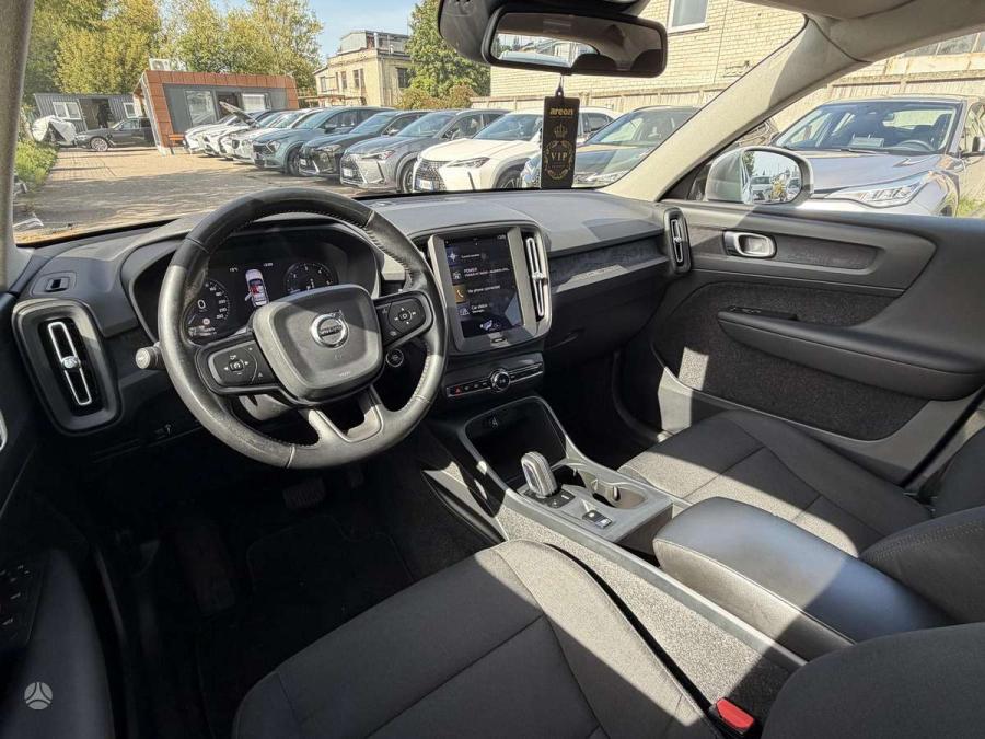 Серый Вольво XC40 2018 в Вильнюс, объемом двигателя 1.97 л и пробегом 192 тыс. км за 15300 €, фото 18 на AUTOMOTO.COM.LV