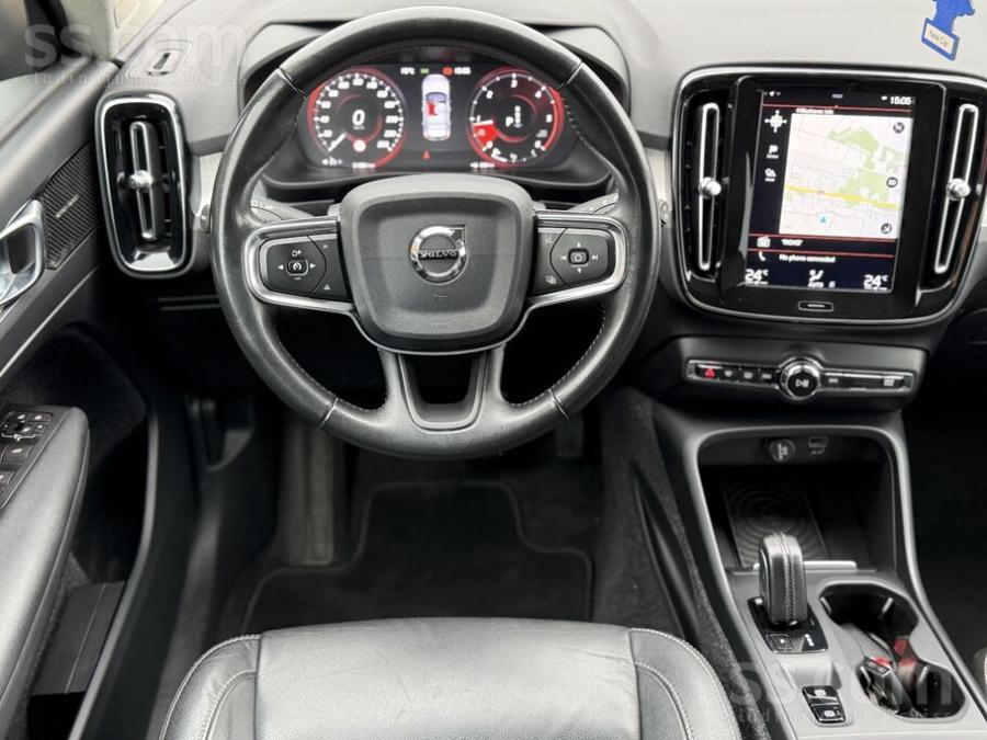 Pelēks Volvo XC40 2018 Rīga, ar dzinēja tilpumu 2.00 L un nobraukumu 313 tūkst. km par 13900 €, foto 7 vietnē AUTOMOTO.COM.LV