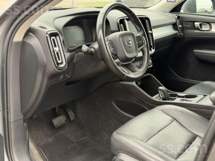 Pelēks Volvo XC40 2018 Rīga, ar dzinēja tilpumu 2.00 L un nobraukumu 313 tūkst. km par 13900 €, foto 10 vietnē AUTOMOTO.COM.LV