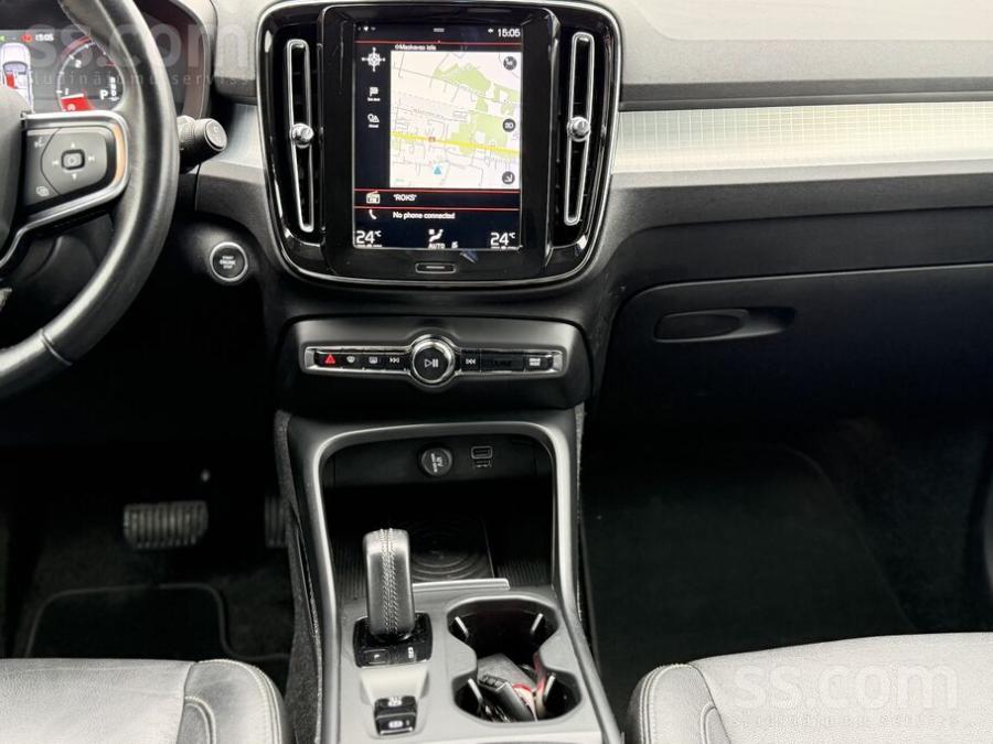 Pelēks Volvo XC40 2018 Rīga, ar dzinēja tilpumu 2.00 L un nobraukumu 313 tūkst. km par 13900 €, foto 11 vietnē AUTOMOTO.COM.LV