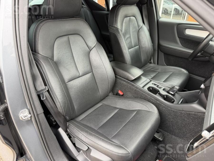 Pelēks Volvo XC40 2018 Rīga, ar dzinēja tilpumu 2.00 L un nobraukumu 313 tūkst. km par 13900 €, foto 19 vietnē AUTOMOTO.COM.LV