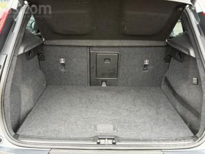 Pelēks Volvo XC40 2018 Rīga, ar dzinēja tilpumu 2.00 L un nobraukumu 313 tūkst. km par 13900 €, foto 24 vietnē AUTOMOTO.COM.LV
