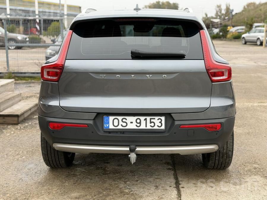 Pelēks Volvo XC40 2018 Rīga, ar dzinēja tilpumu 2.00 L un nobraukumu 313 tūkst. km par 13900 €, foto 26 vietnē AUTOMOTO.COM.LV