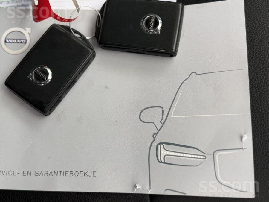 Pelēks Volvo XC40 2018 Rīga, ar dzinēja tilpumu 2.00 L un nobraukumu 313 tūkst. km par 13900 €, foto 30 vietnē AUTOMOTO.COM.LV