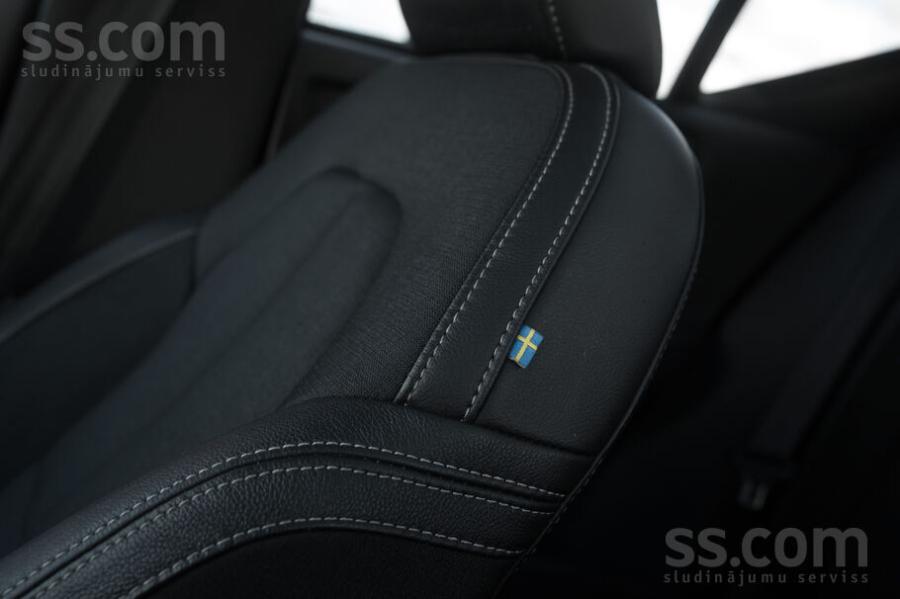 Серый Вольво XC40 2019 в Тукумс, объемом двигателя 1.50 л и пробегом 184 тыс. км за 19400 €, фото 12 на AUTOMOTO.COM.LV