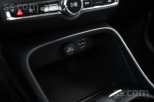 Серый Вольво XC40 2019 в Тукумс, объемом двигателя 1.50 л и пробегом 184 тыс. км за 19400 €, фото 25 на AUTOMOTO.COM.LV