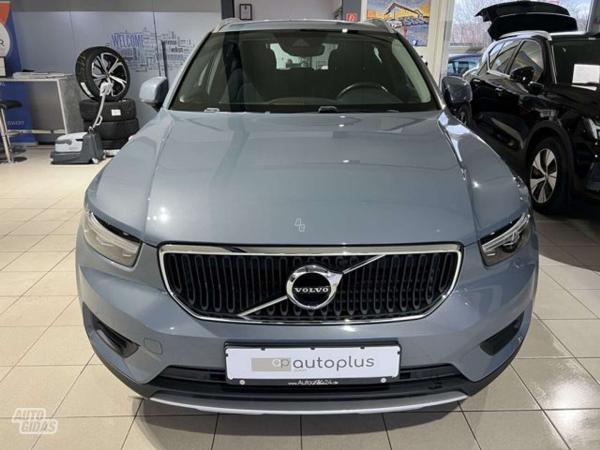 Grey Volvo XC40 2019 in Kaunas, with an engine capacity of 2.00 L and mileage of 52 thousand km for 26883 €, photo 3 on AUTOMOTO.COM.LV