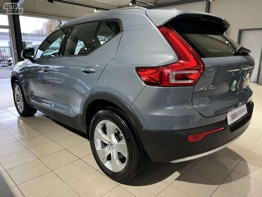 Grey Volvo XC40 2019 in Kaunas, with an engine capacity of 2.00 L and mileage of 52 thousand km for 26883 €, photo 10 on AUTOMOTO.COM.LV