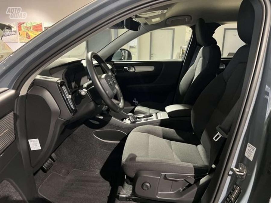Grey Volvo XC40 2019 in Kaunas, with an engine capacity of 2.00 L and mileage of 52 thousand km for 26883 €, photo 19 on AUTOMOTO.COM.LV