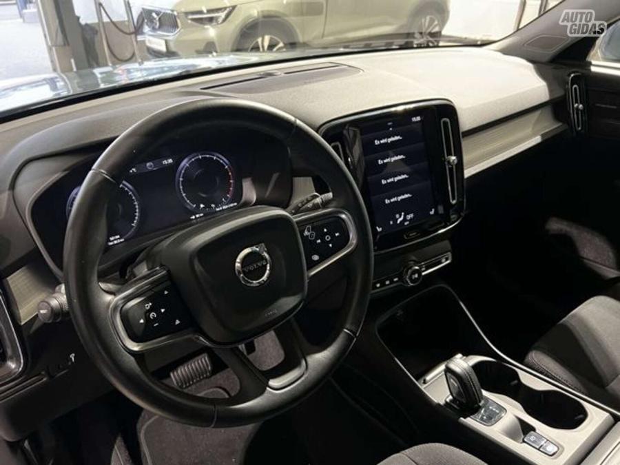 Grey Volvo XC40 2019 in Kaunas, with an engine capacity of 2.00 L and mileage of 52 thousand km for 26883 €, photo 20 on AUTOMOTO.COM.LV