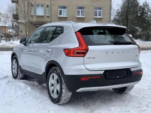 Grey Volvo XC40 2019 in Ukmerge, with an engine capacity of 1.97 L and mileage of 275 thousand km for 14950 €, photo 3 on AUTOMOTO.COM.LV