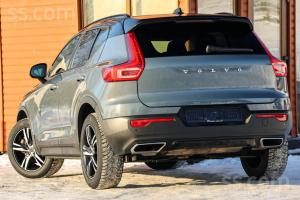 Pelēks Volvo XC40 2019 Tukums, ar dzinēja tilpumu 2.00 L un nobraukumu 220 tūkst. km par 17790 €, foto 4 vietnē AUTOMOTO.COM.LV