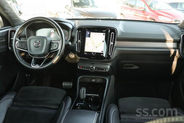 Pelēks Volvo XC40 2019 Tukums, ar dzinēja tilpumu 2.00 L un nobraukumu 220 tūkst. km par 17790 €, foto 10 vietnē AUTOMOTO.COM.LV