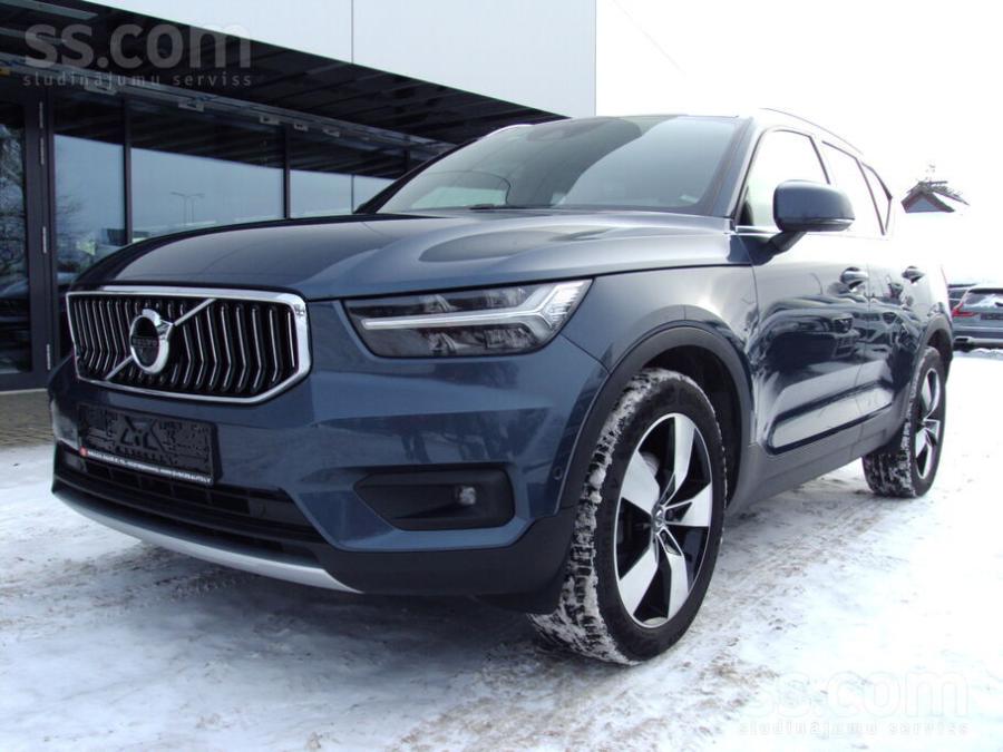 Grey Volvo XC40 2019 in Riga, with an engine capacity of 2.00 L and mileage of 210 thousand km for 22000 €, photo 1 on AUTOMOTO.COM.LV