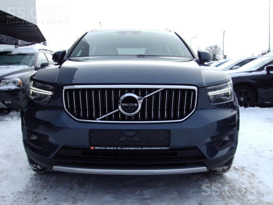 Grey Volvo XC40 2019 in Riga, with an engine capacity of 2.00 L and mileage of 210 thousand km for 22000 €, photo 19 on AUTOMOTO.COM.LV