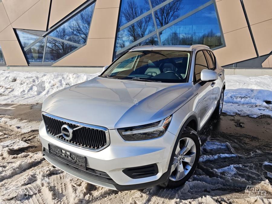 Grey Volvo XC40 2019 in Siauliai, with an engine capacity of 2.00 L and mileage of 154 thousand km for 13900 €, photo 6 on AUTOMOTO.COM.LV