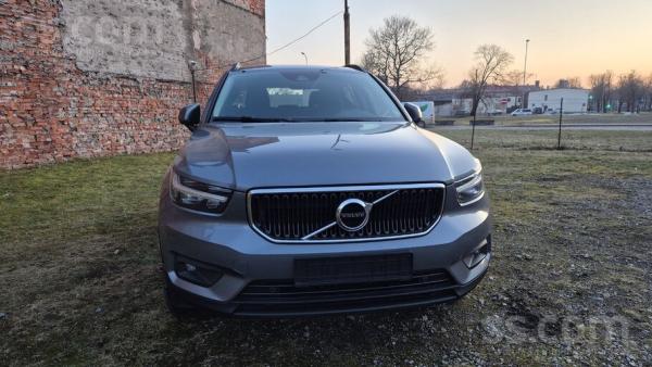 Pelēks Volvo XC40 2019 Liepāja, ar dzinēja tilpumu 2.00 L un nobraukumu 221 tūkst. km par 14900 €, foto 2 vietnē AUTOMOTO.COM.LV