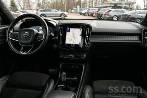 Серый Вольво XC40 2019 в Тукумс, объемом двигателя 2.00 л и пробегом 220 тыс. км за 17490 €, фото 6 на AUTOMOTO.COM.LV