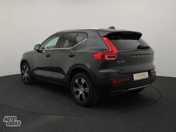 Pelēks Volvo XC40 2019 Viļņa, ar dzinēja tilpumu 2.00 L un nobraukumu 197 tūkst. km par 20299 €, foto 7 vietnē AUTOMOTO.COM.LV