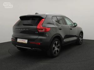 Grey Volvo XC40 2019 in Vilnius, with an engine capacity of 2.00 L and mileage of 197 thousand km for 20299 €, photo 9 on AUTOMOTO.COM.LV