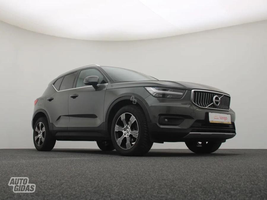 Grey Volvo XC40 2019 in Vilnius, with an engine capacity of 2.00 L and mileage of 197 thousand km for 20299 €, photo 12 on AUTOMOTO.COM.LV