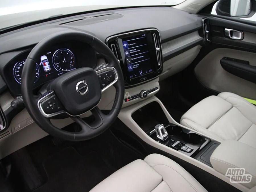 Grey Volvo XC40 2019 in Vilnius, with an engine capacity of 2.00 L and mileage of 197 thousand km for 20299 €, photo 17 on AUTOMOTO.COM.LV
