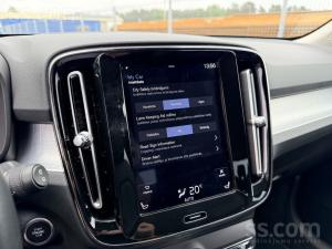 Grey Volvo XC40 2019 in Riga, with an engine capacity of 2.00 L and mileage of 249 thousand km for 15995 €, photo 15 on AUTOMOTO.COM.LV