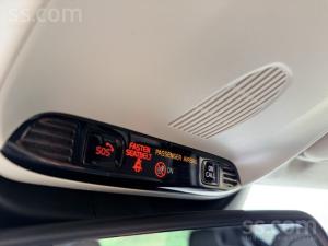 Grey Volvo XC40 2019 in Riga, with an engine capacity of 2.00 L and mileage of 249 thousand km for 15995 €, photo 18 on AUTOMOTO.COM.LV
