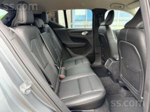 Grey Volvo XC40 2019 in Riga, with an engine capacity of 2.00 L and mileage of 249 thousand km for 15995 €, photo 22 on AUTOMOTO.COM.LV