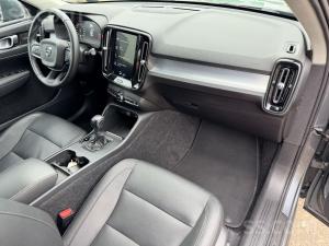 Grey Volvo XC40 2019 in Riga, with an engine capacity of 2.00 L and mileage of 249 thousand km for 15995 €, photo 24 on AUTOMOTO.COM.LV