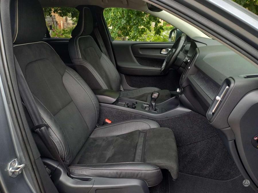 Серый Вольво XC40 2019 в Шяуляй, объемом двигателя 1.50 л и пробегом 82 тыс. км за 13950 €, фото 14 на AUTOMOTO.COM.LV
