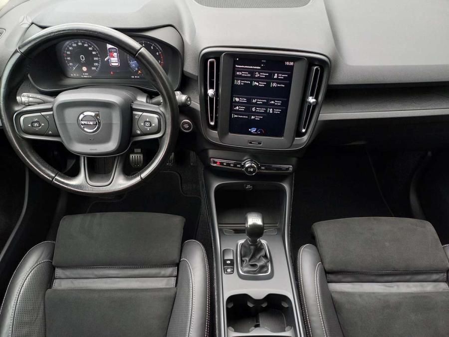 Серый Вольво XC40 2019 в Шяуляй, объемом двигателя 1.50 л и пробегом 82 тыс. км за 13950 €, фото 16 на AUTOMOTO.COM.LV