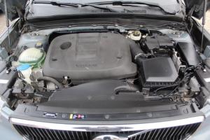 Grey Volvo XC40 2019 in Riga, with an engine capacity of 2.00 L and mileage of 191 thousand km for 19550 €, photo 6 on AUTOMOTO.COM.LV