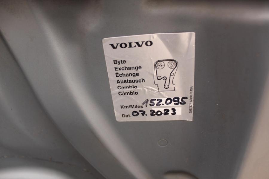 Grey Volvo XC40 2019 in Riga, with an engine capacity of 2.00 L and mileage of 191 thousand km for 19550 €, photo 7 on AUTOMOTO.COM.LV