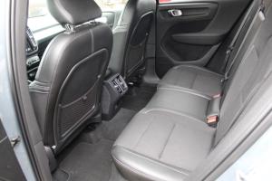 Grey Volvo XC40 2019 in Riga, with an engine capacity of 2.00 L and mileage of 191 thousand km for 19550 €, photo 20 on AUTOMOTO.COM.LV