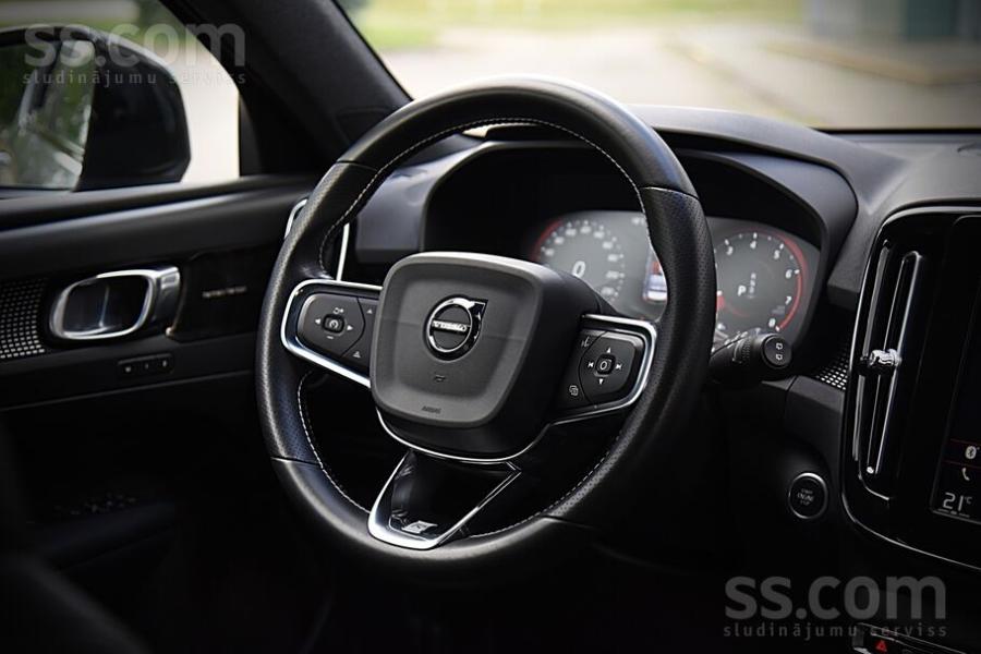 Pelēks Volvo XC40 2019 Tukums, ar dzinēja tilpumu 2.00 L un nobraukumu 149 tūkst. km par 23490 €, foto 14 vietnē AUTOMOTO.COM.LV