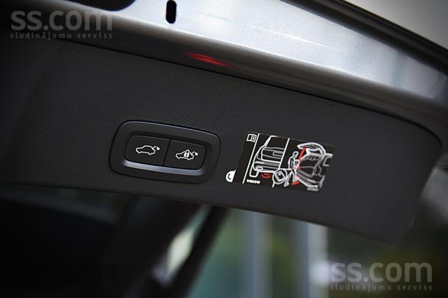 Pelēks Volvo XC40 2019 Tukums, ar dzinēja tilpumu 2.00 L un nobraukumu 149 tūkst. km par 23490 €, foto 25 vietnē AUTOMOTO.COM.LV