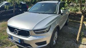 Серый Вольво XC40 2019 в Шяуляй, объемом двигателя 1.97 л и пробегом 220 тыс. км за 12700 €, фото 4 на AUTOMOTO.COM.LV