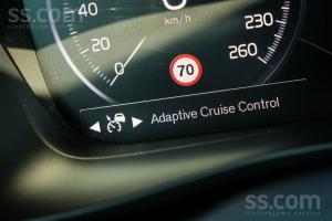 Серый Вольво XC40 2019 в Тукумс, объемом двигателя 2.00 л и пробегом 220 тыс. км за 18490 €, фото 18 на AUTOMOTO.COM.LV